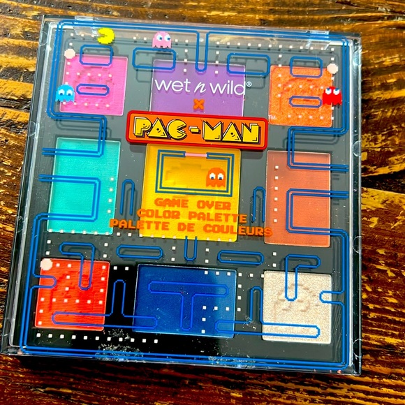 wet n wild | Makeup | New Wet N Wild Pacman Game Over Color Palette ...